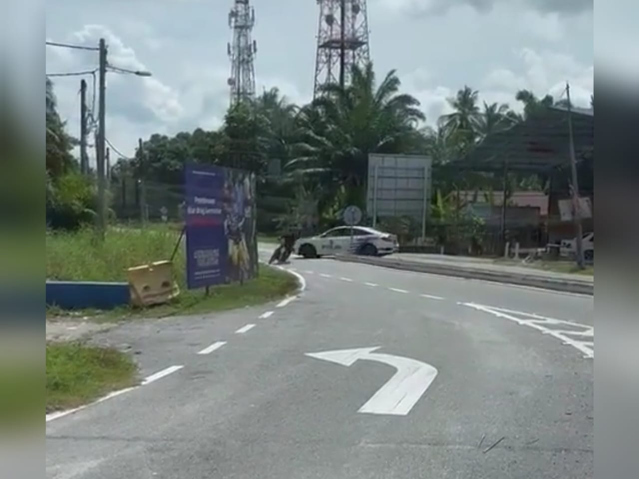 Video Tular Cubaan Lelaki Lari Dari Polis, Akhirnya Ditahan