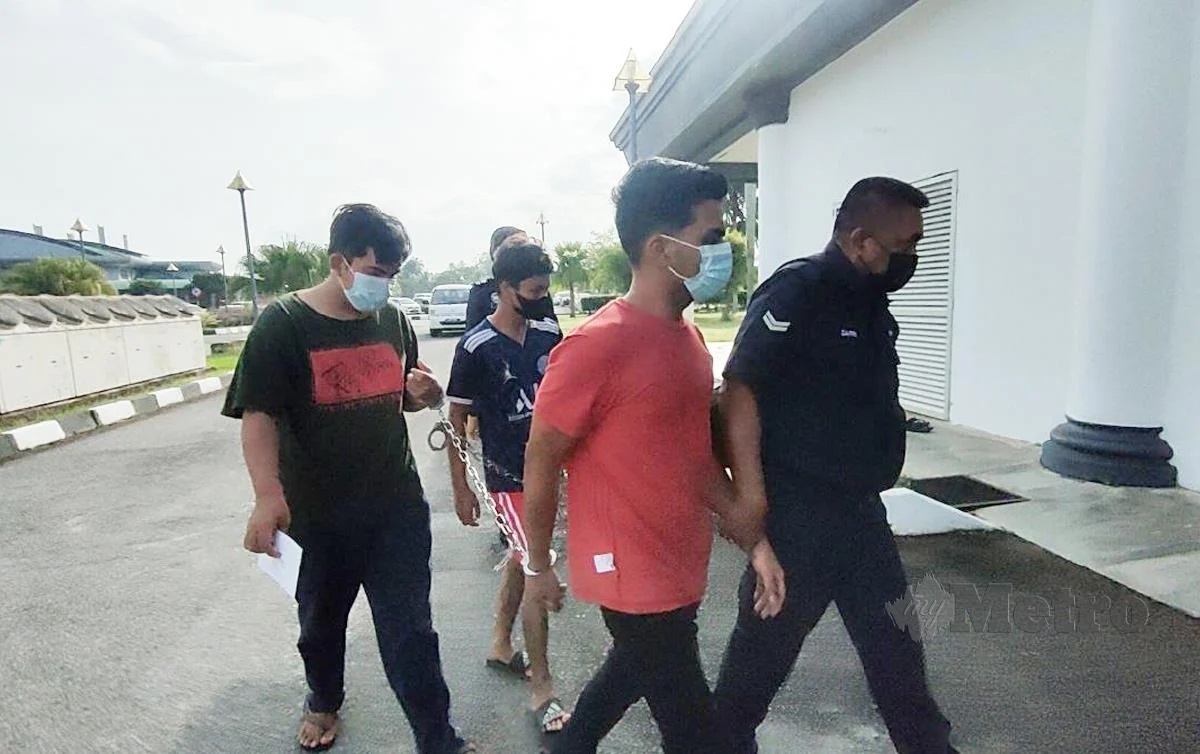 3 Sekumpulan Membuat Cubaan Merompak Guna Pistol Mainan