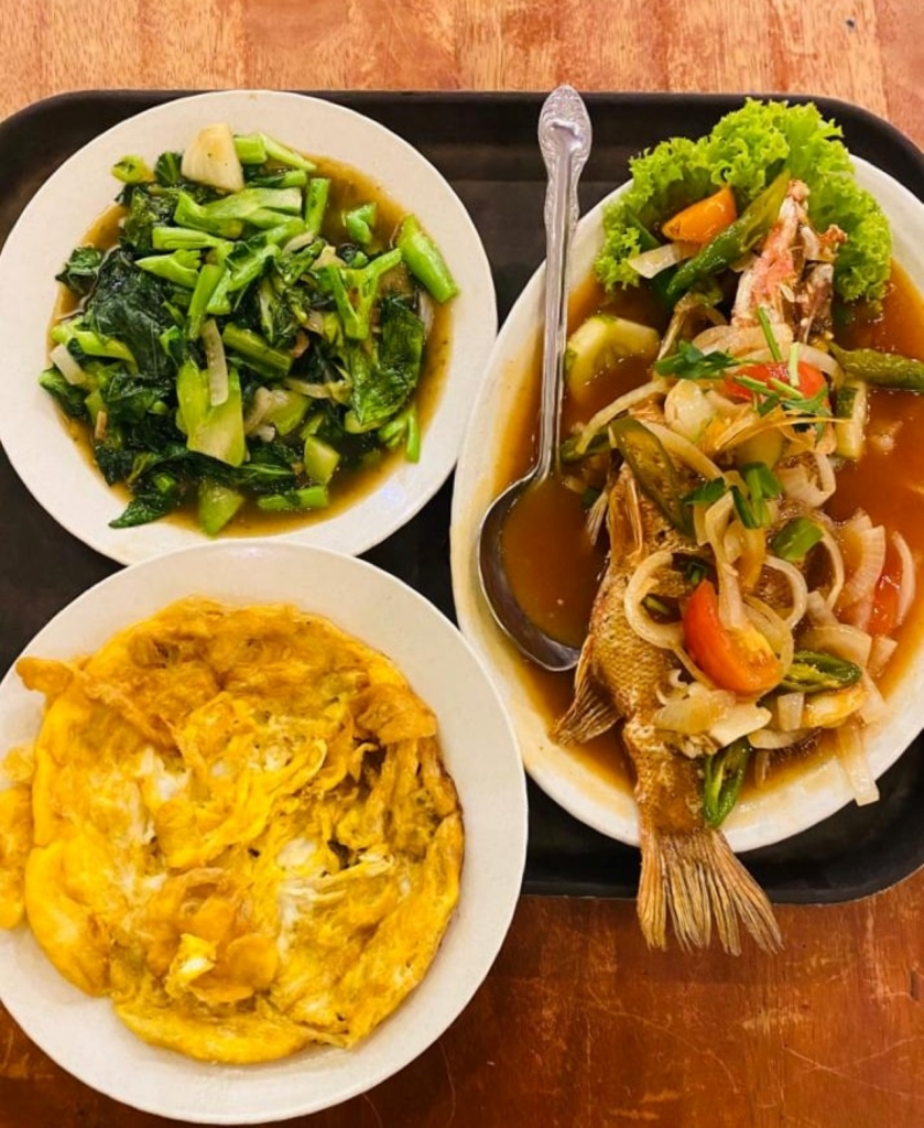 13 Tempat Makan Best Seafood Di Teluk Kumbar, Pulau Pinang