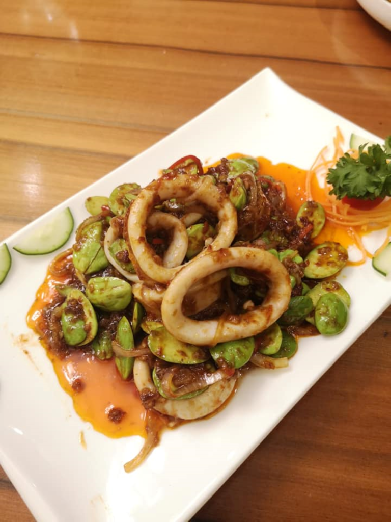 13 Tempat Makan Best Seafood Di Petaling Jaya, Selangor