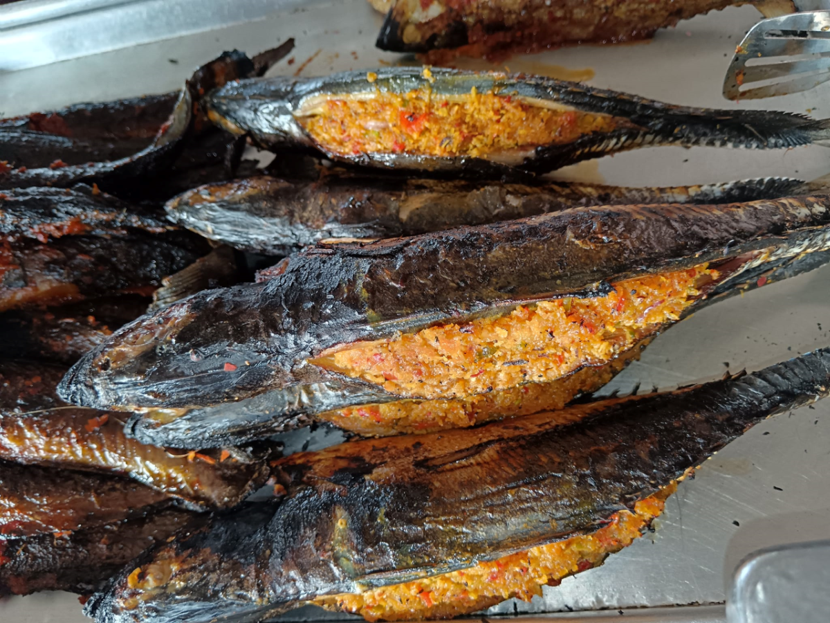 13 Tempat Makan Best Seafood Di Taiping, Perak