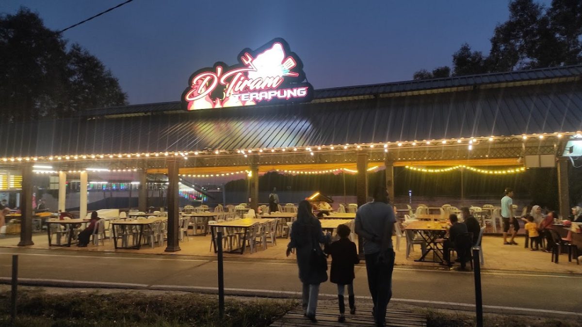 13 Tempat Makan Best Seafood Di Muar, Johor