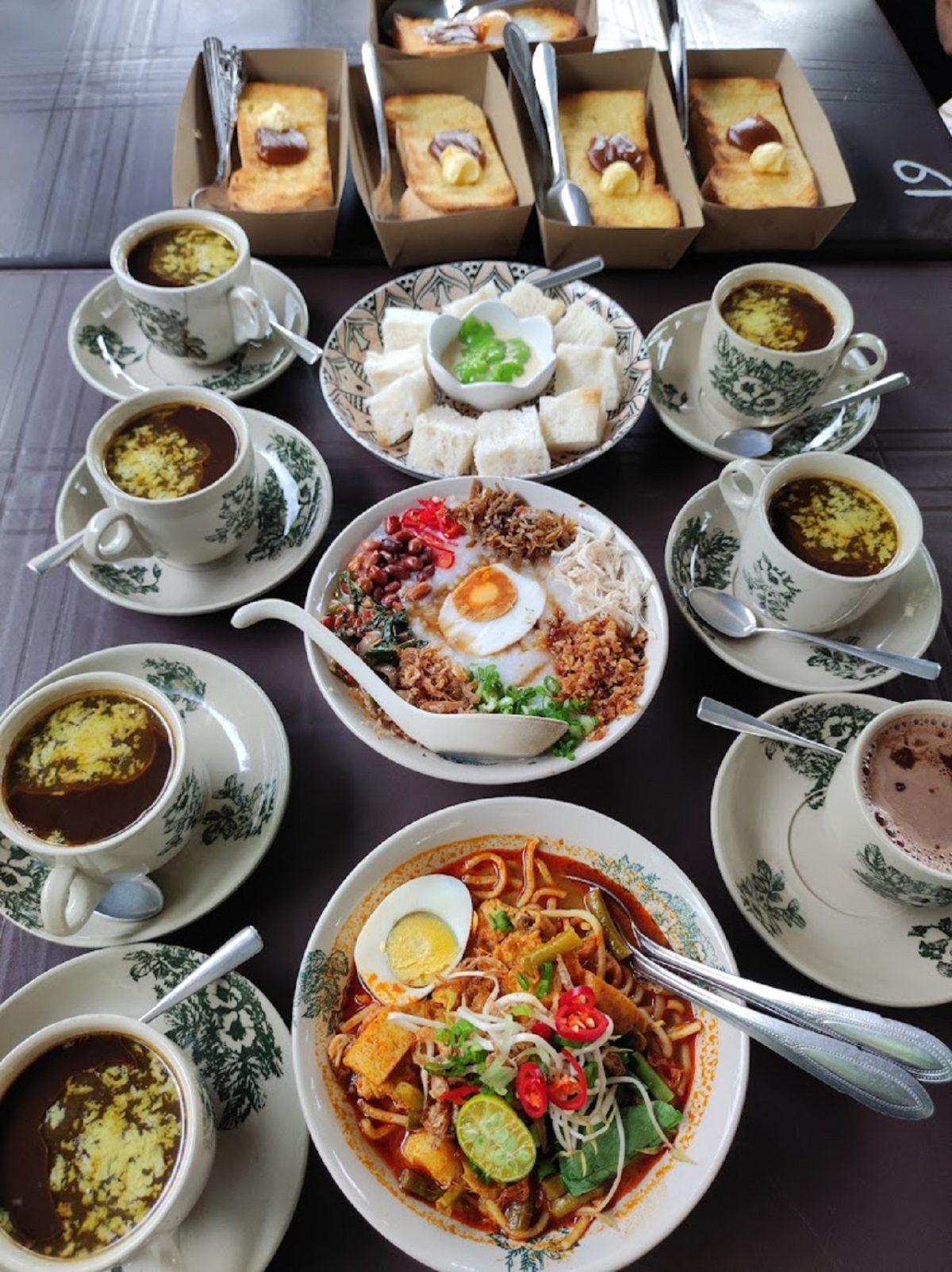 13 Tempat Makan Best Sarapan Di Arau, Perlis