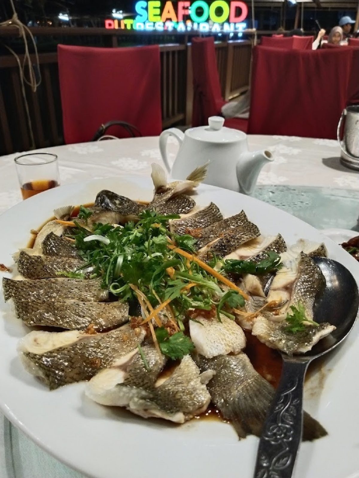 13 Tempat Makan Best Seafood Di Putrajaya