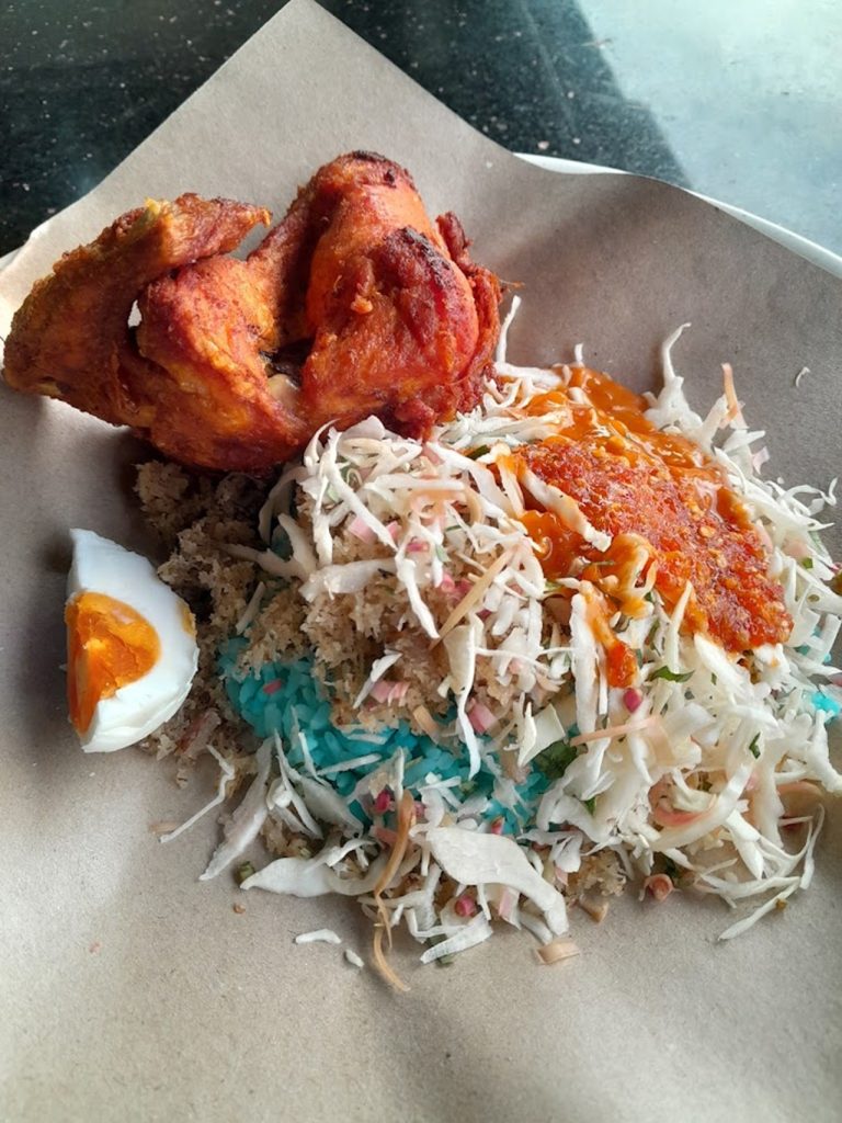 13 Tempat Makan Best Sarapan di Miri, Sarawak