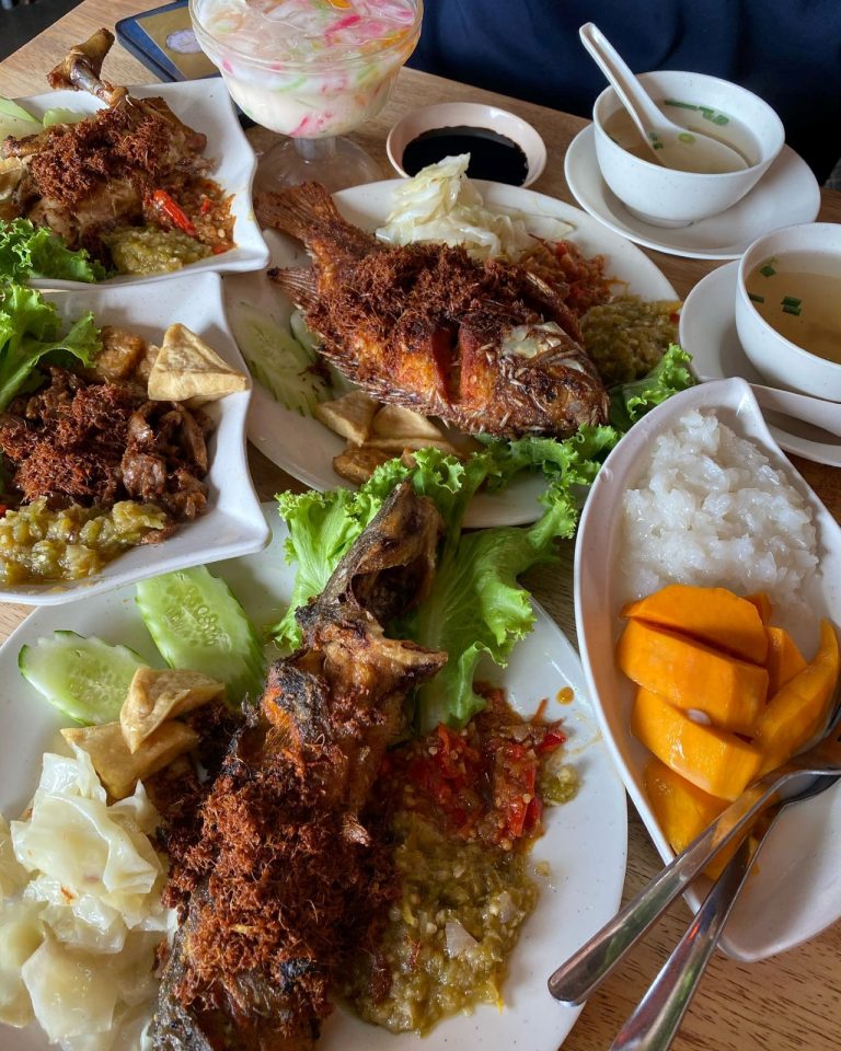 13 Tempat Makan Malam Best di Kota Bharu, Kelantan