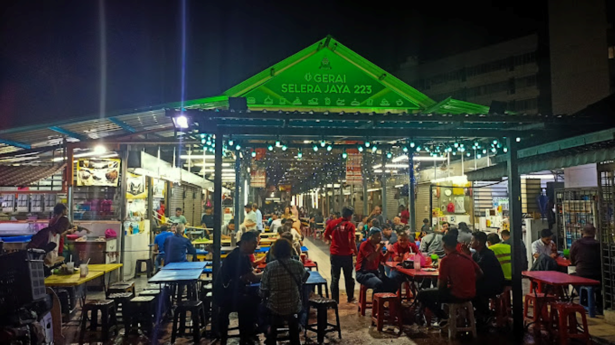 13 Tempat Makan Malam Best di Petaling Jaya, Selangor