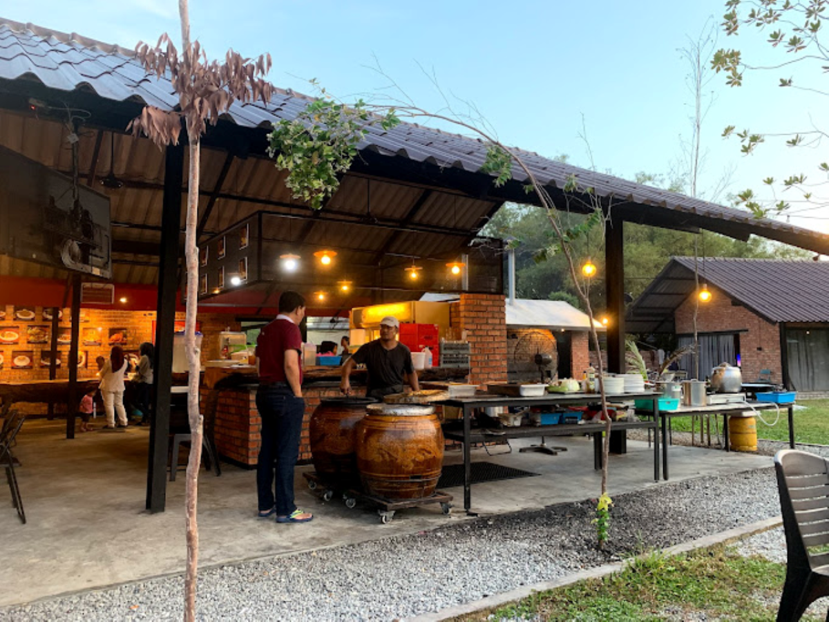 13 Tempat Makan Malam Best di Rembau, Negeri Sembilan