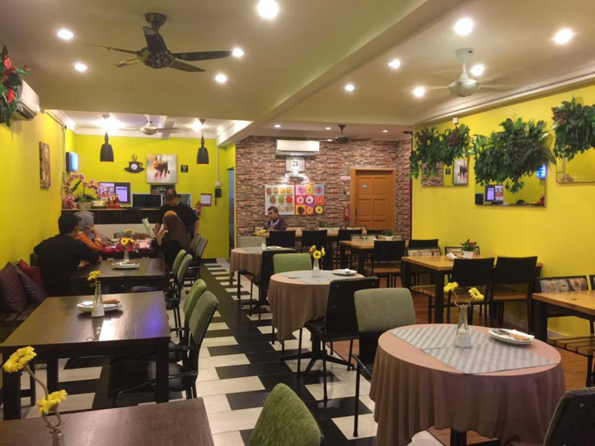 13 Tempat Makan Malam Best di Ayer Keroh, Melaka
