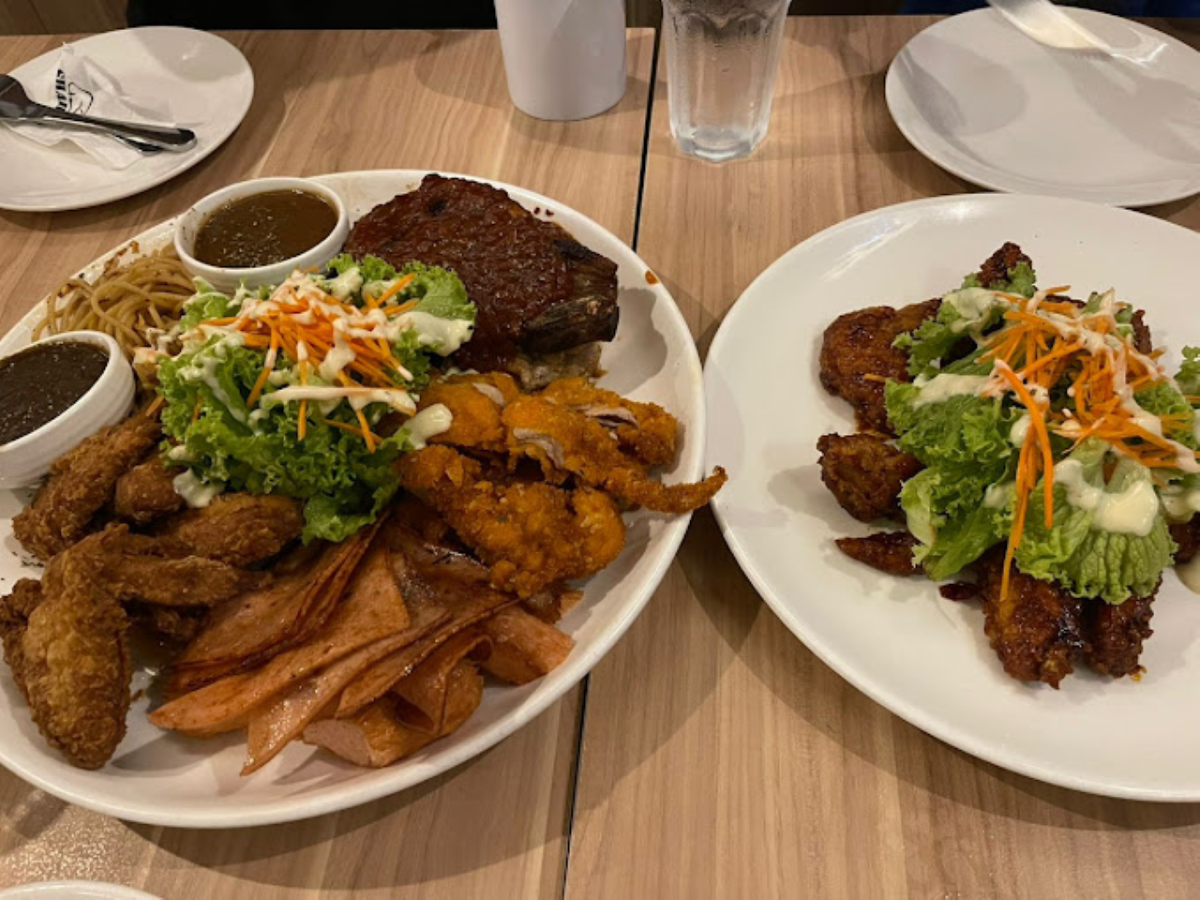 13 Tempat Makan Malam Best di Nilai, Negeri Sembilan